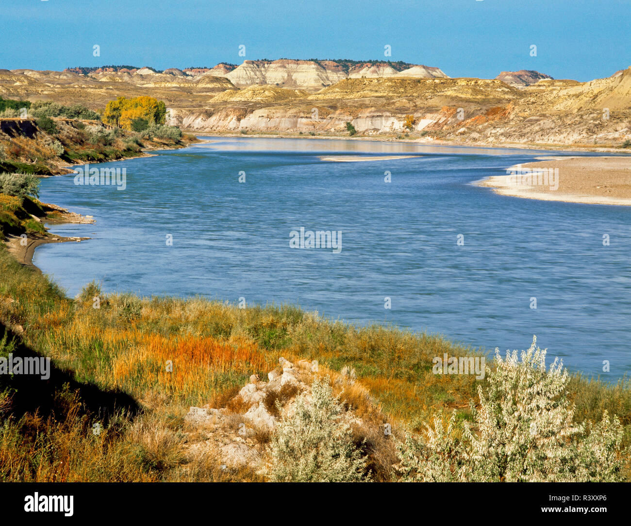 yellowstone river and badlands near terry, montana Stock Photo - Alamy