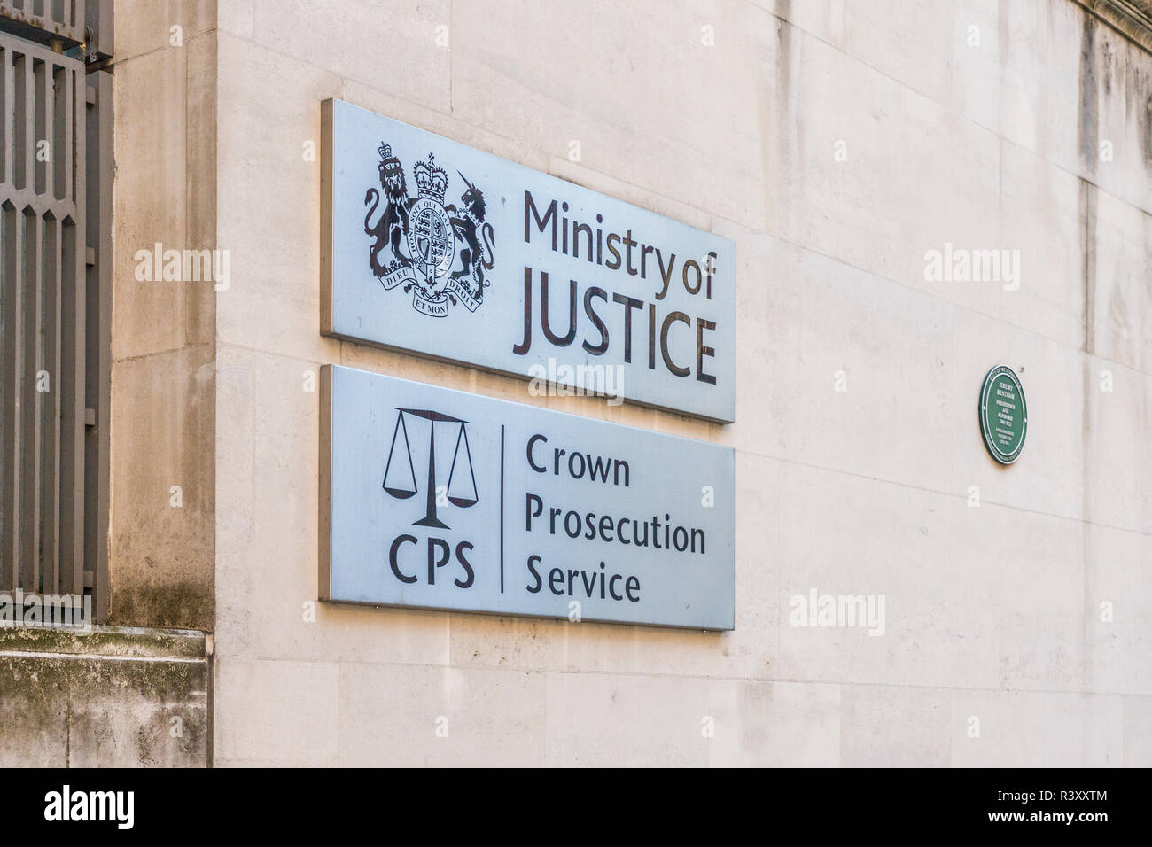 Crown prosecution service hi-res stock photography and images - Alamy