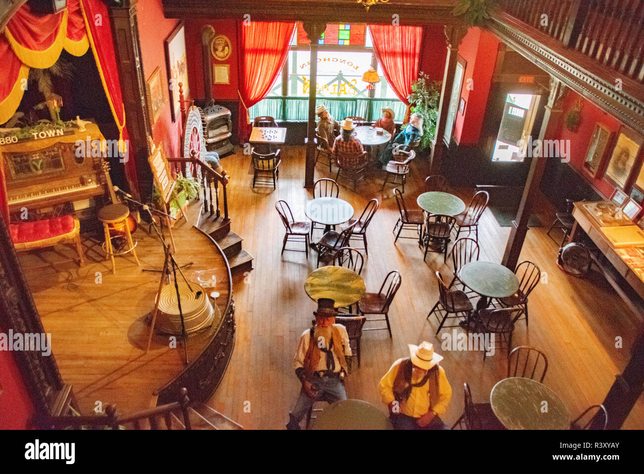 Western movie music hi-res stock photography and images - Alamy