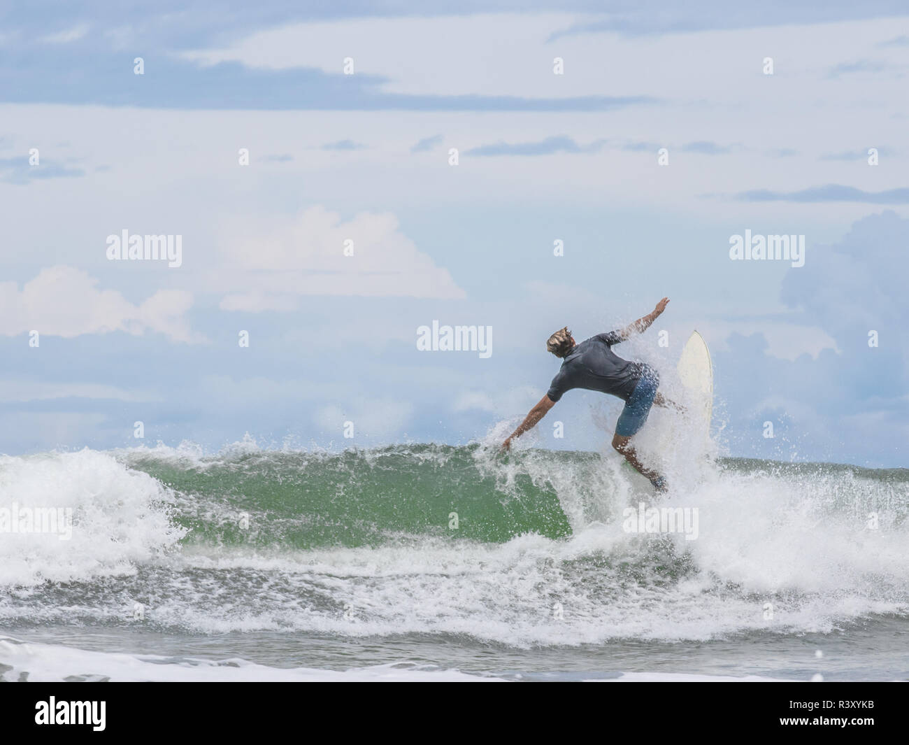 Teen surfer hi-res stock photography and images - Alamy