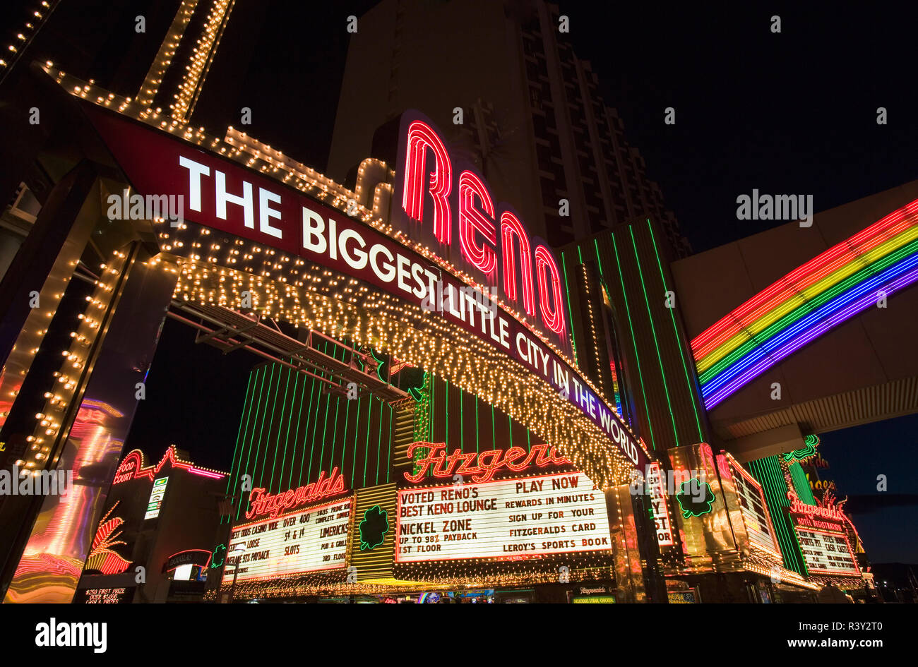Reno sign night hi-res stock photography and images - Alamy