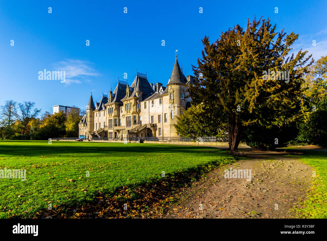 Callendar park falkirk hi-res stock photography and images - Alamy