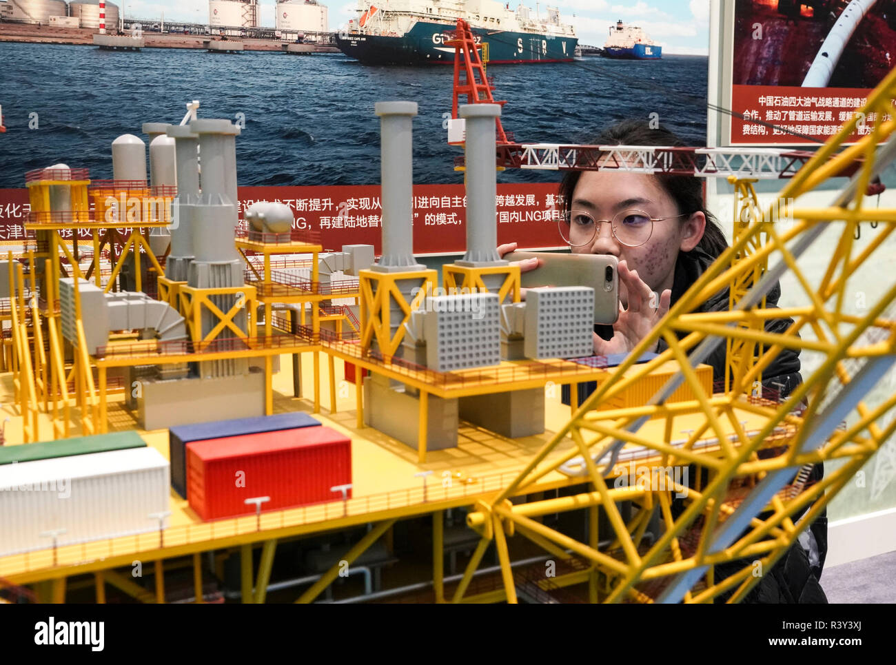 1 gas hi-res stock photography and images - Alamy