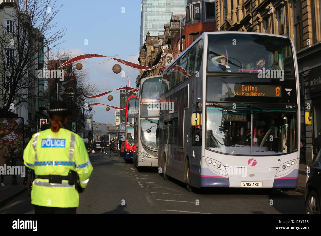 Manchester buses 2018 hi-res stock photography and images - Alamy