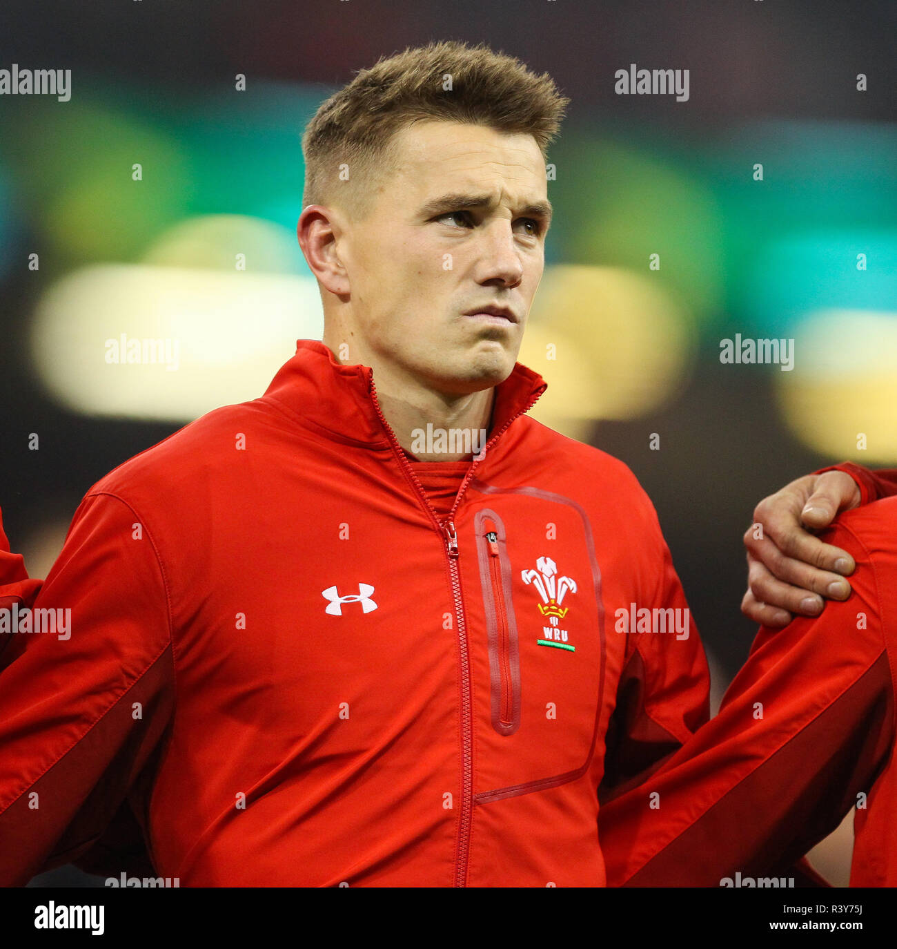 Jonathan davies rugby action hi-res stock photography and images - Alamy