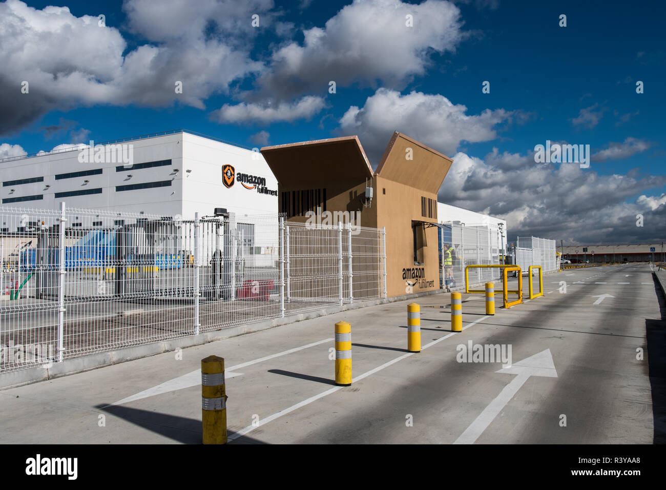 Logistic center spain hi-res stock photography and images - Alamy