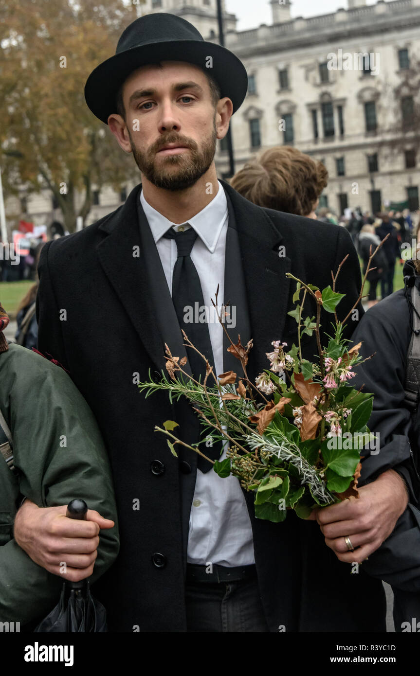 Dig up coffin hi-res stock photography and images - Alamy
