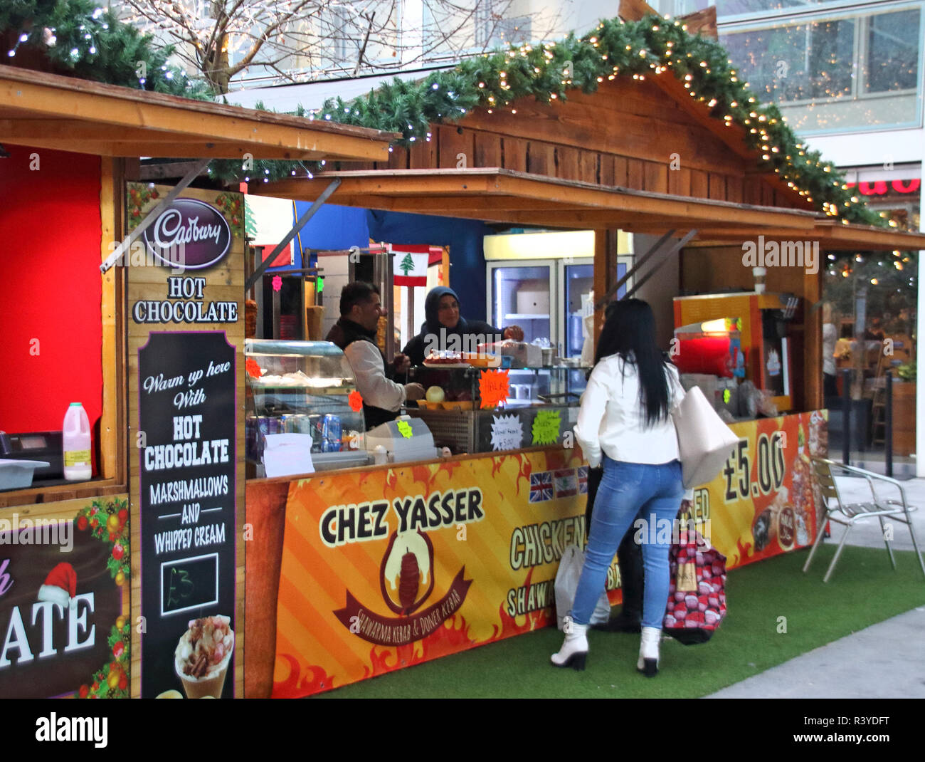 Milton keynes snow centre hi-res stock photography and images - Alamy