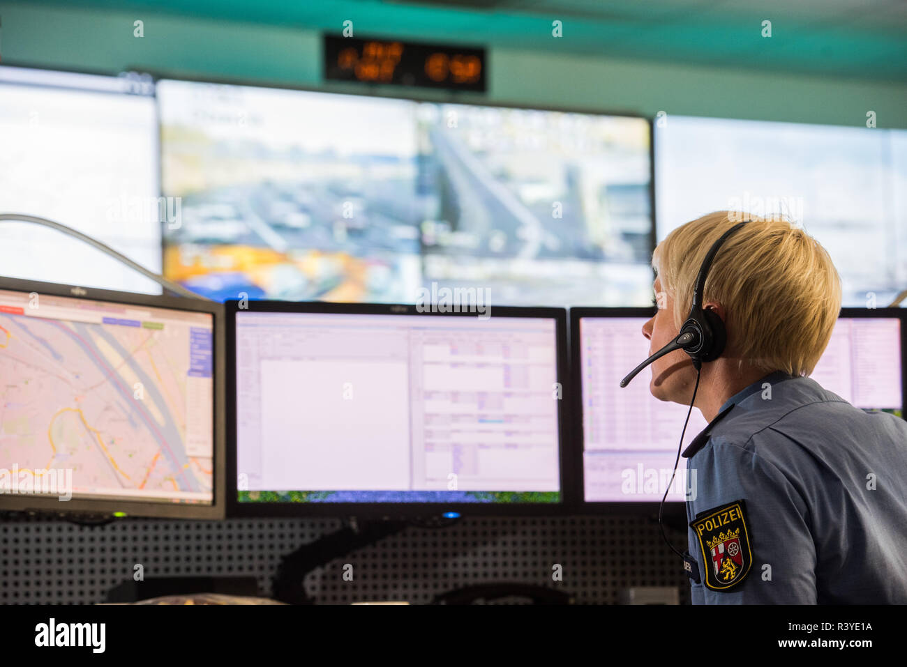Police command centre hi-res stock photography and images - Alamy