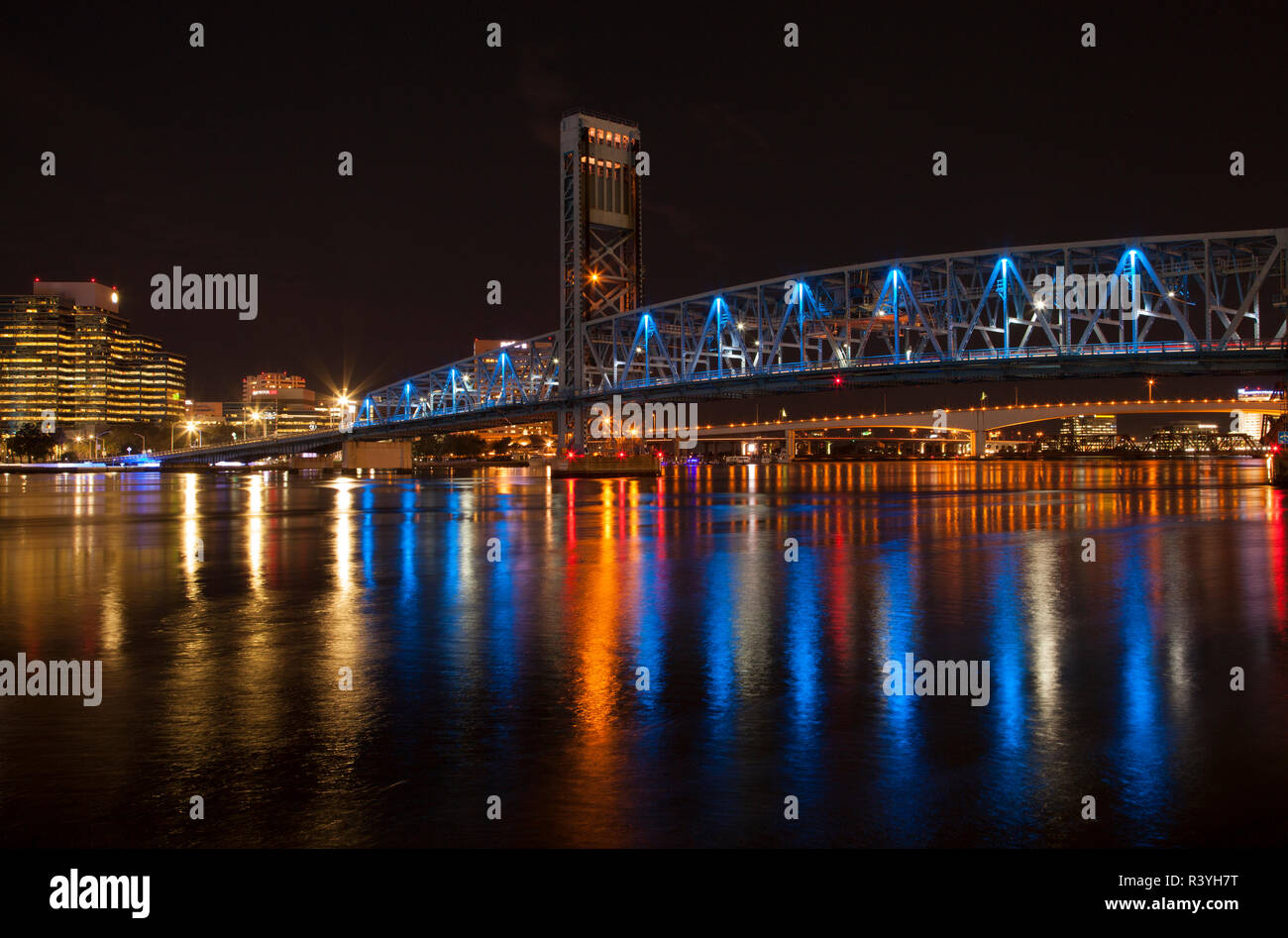 USA, Florida, Jacksonville. Main Street Bridge also known as the Blue ...