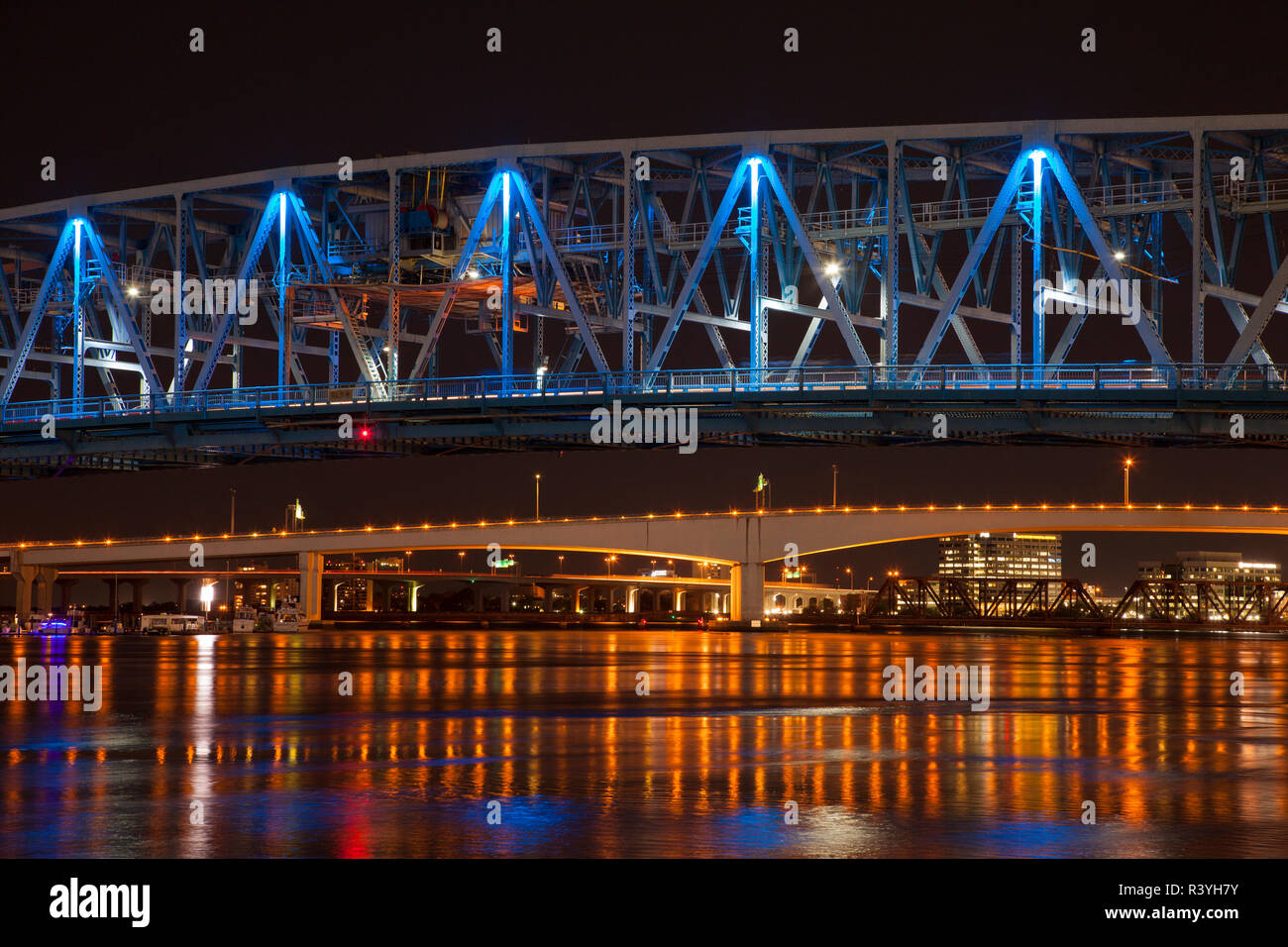 USA, Florida, Jacksonville. Main Street Bridge also known as the Blue ...