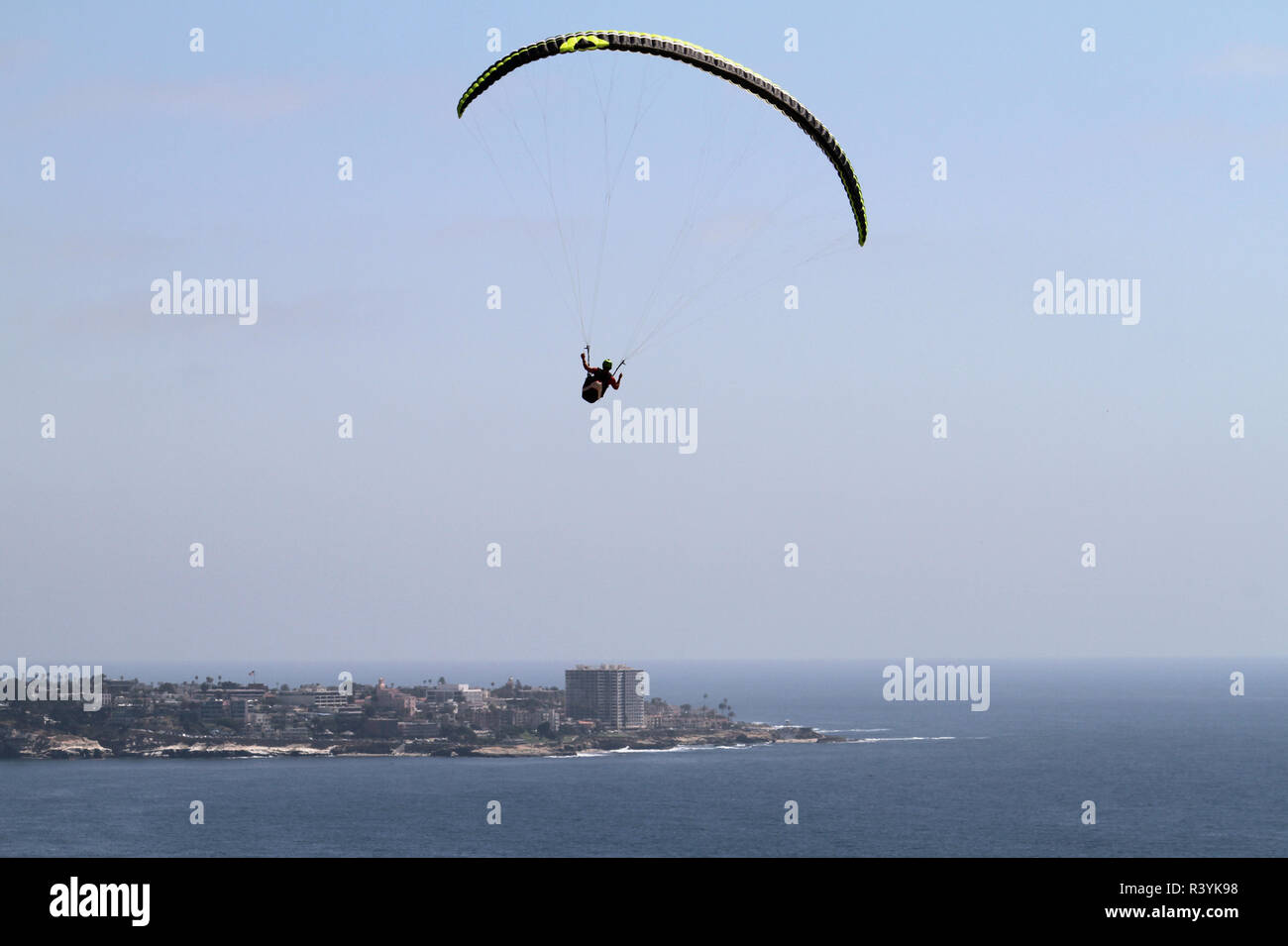 Paragliding near La Jolla, San Diego, California Stock Photo - Alamy