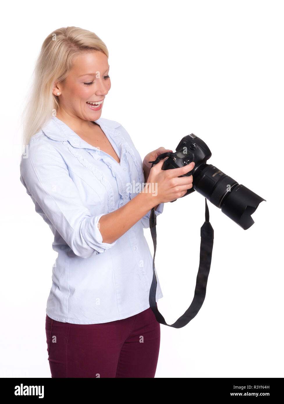 experienced photographer a photo in the camera Stock Photo - Alamy