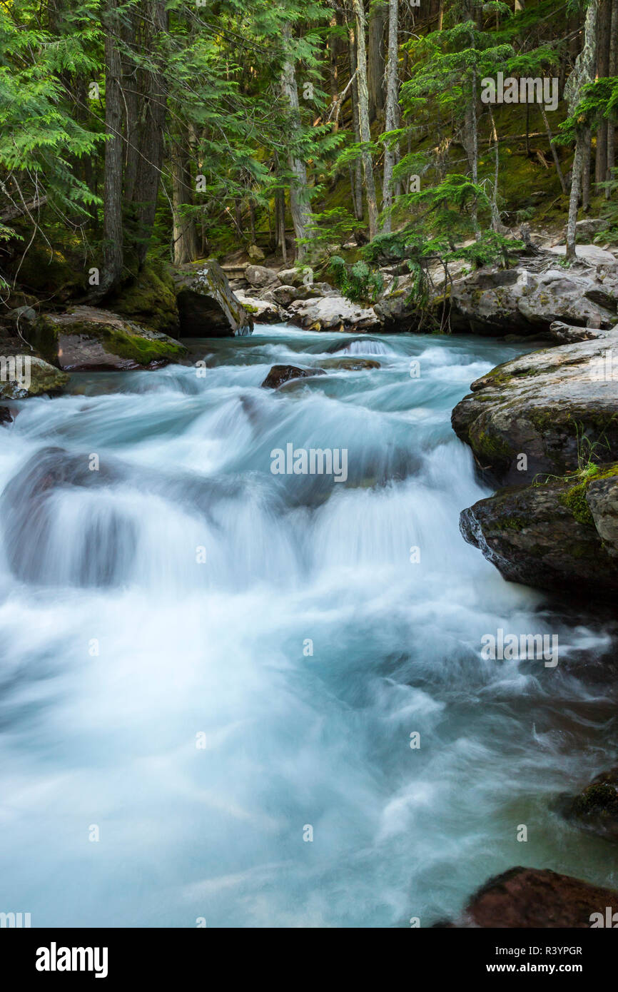 Avalanche gallery hi-res stock photography and images - Alamy