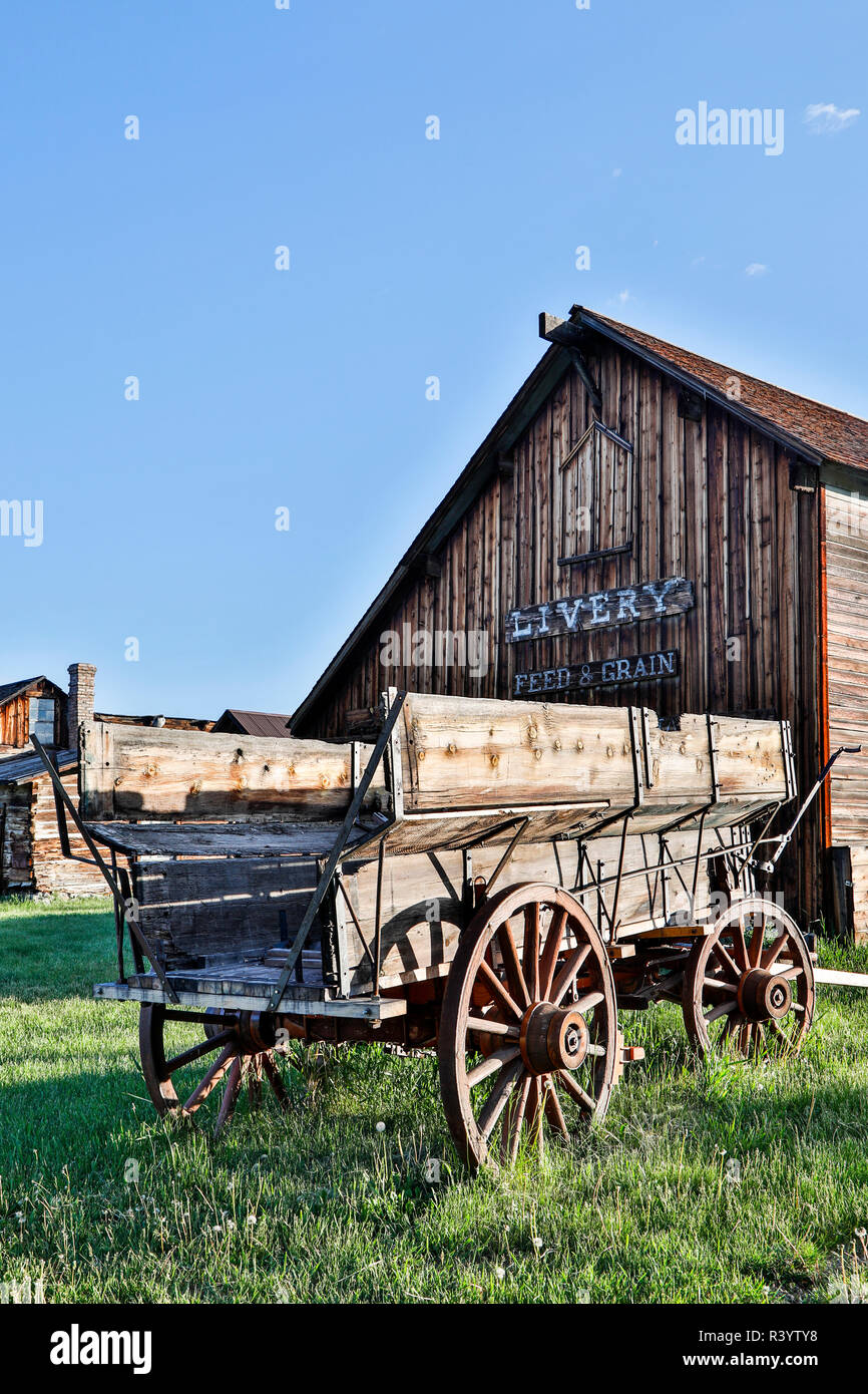 Antique wagon hi-res stock photography and images - Alamy