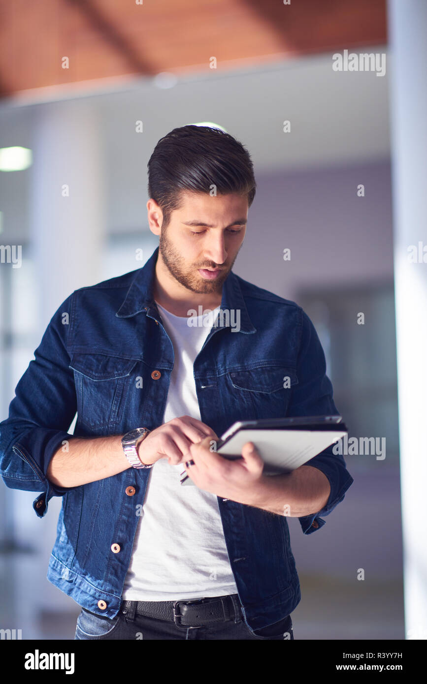 student using tablet computer Stock Photo - Alamy