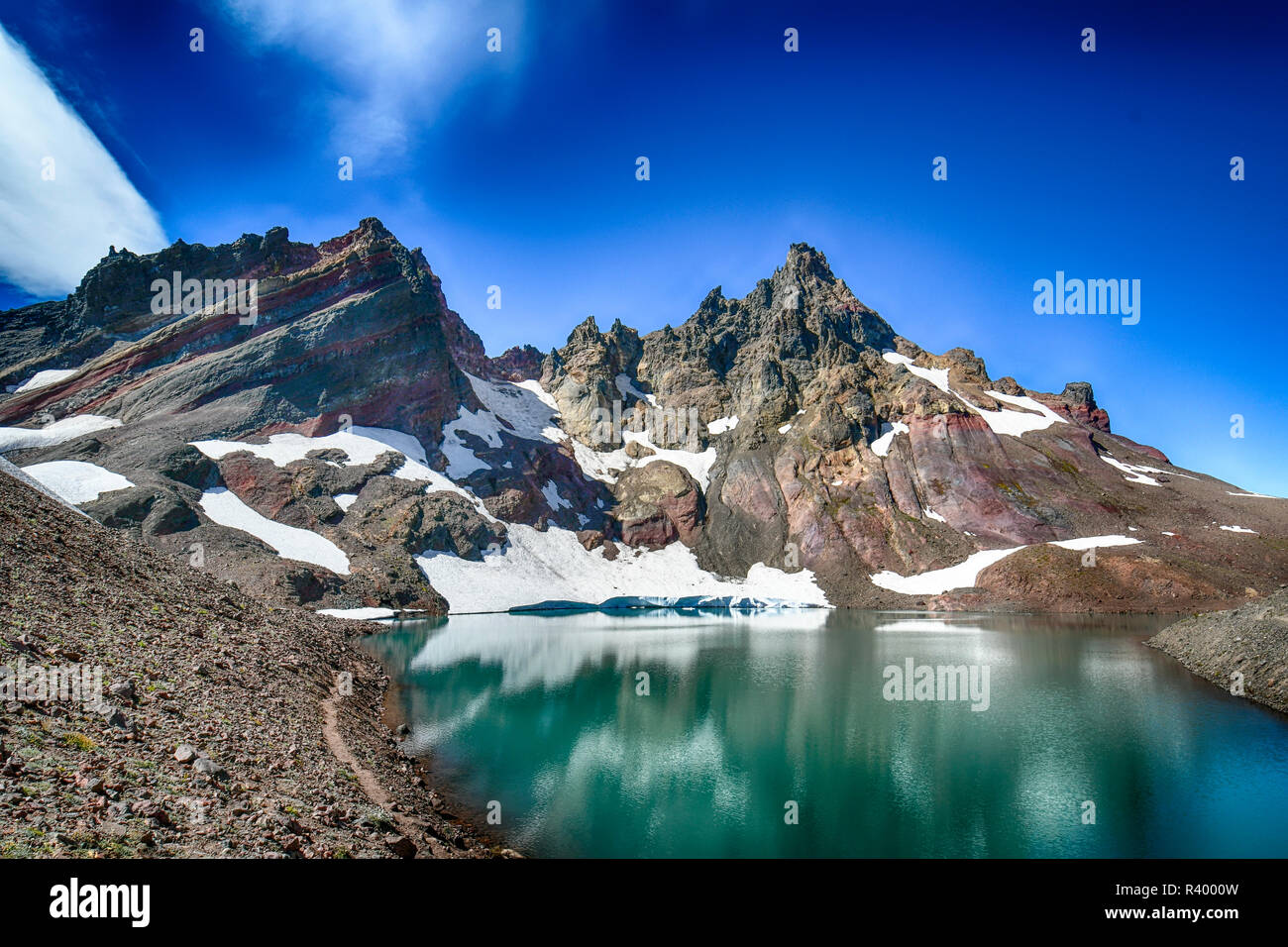 Three sisters wilderness hi-res stock photography and images - Alamy