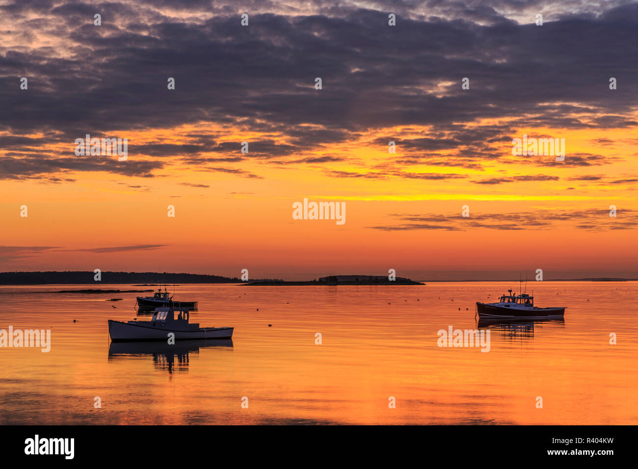 Lobster boats in a harbor in South Thomaston, Maine Stock Photo - Alamy