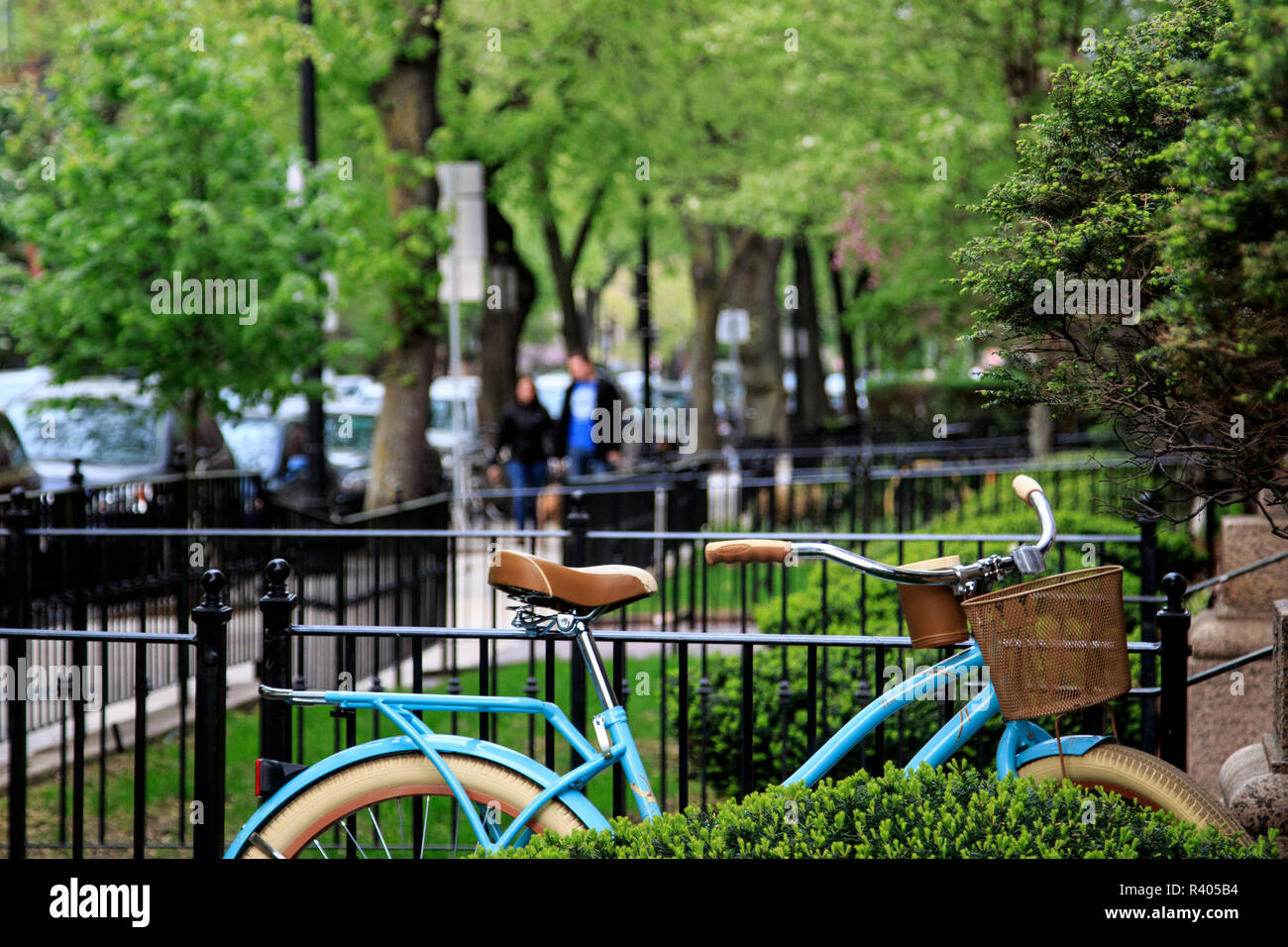 Boston bicycle lane hi-res stock photography and images - Alamy