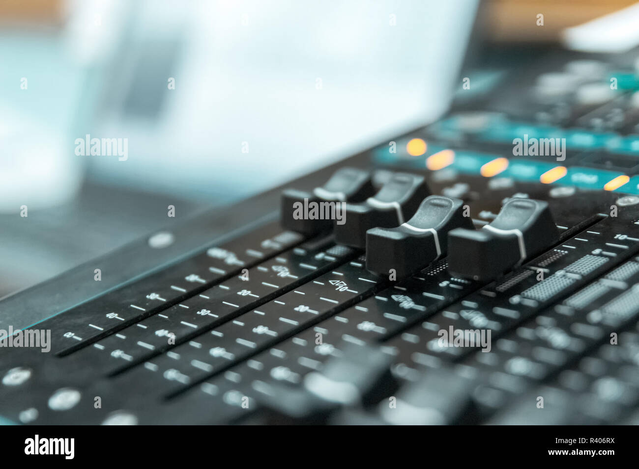Digital console hi-res stock photography and images - Alamy