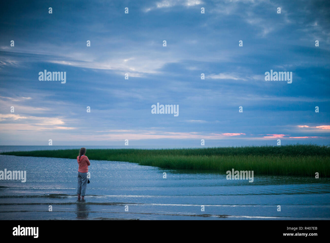 USA, Massachusetts, Cape Cod, Eastham, First Encounter Beach, sunset ...