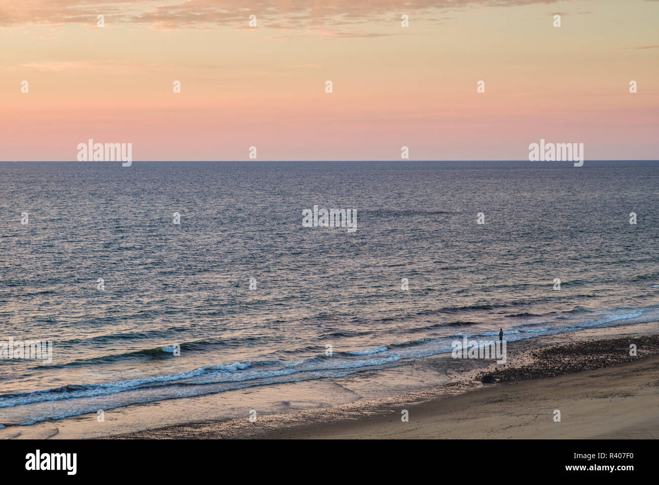 USA, Massachusetts, Cape Cod, Eastham, Nauset Light Beach at dawn Stock ...