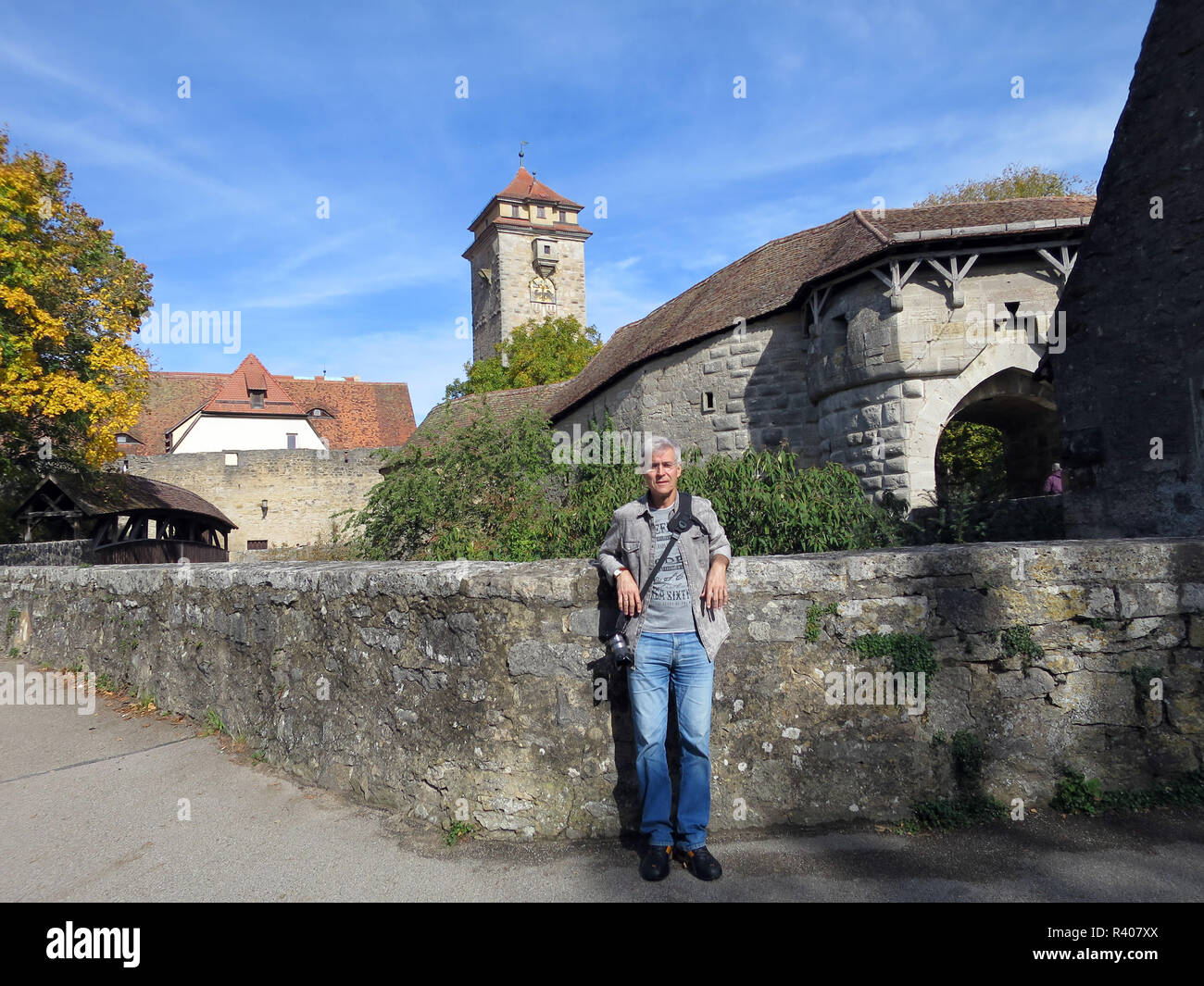 Hospital front gate hi-res stock photography and images - Alamy
