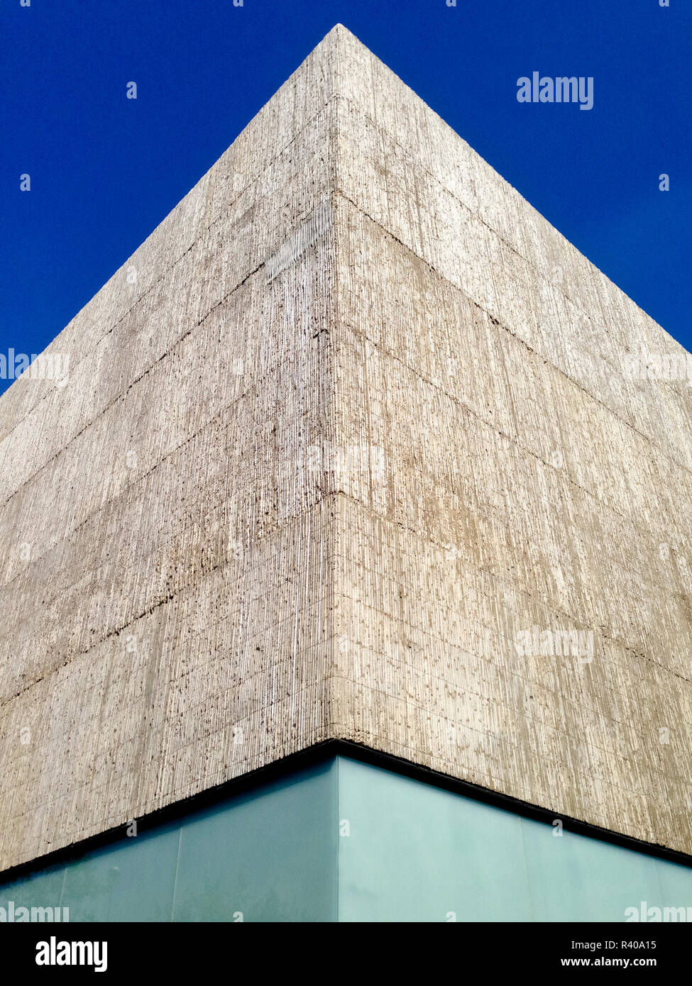 Modern building corner Stock Photo - Alamy