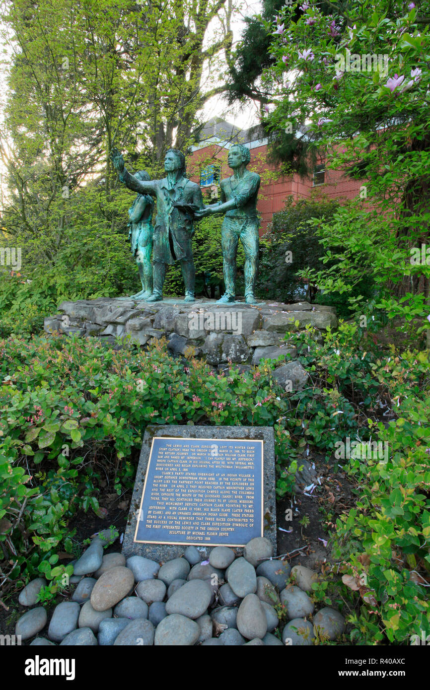 Oregon campus hi-res stock photography and images - Alamy