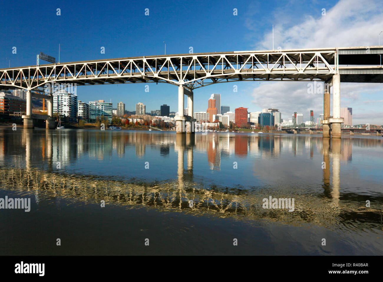 Marquam bridge bridge hi-res stock photography and images - Alamy