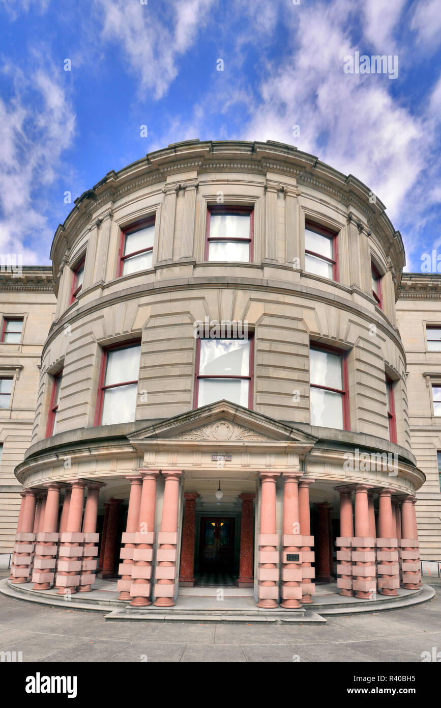 Portland city hall hi-res stock photography and images - Alamy