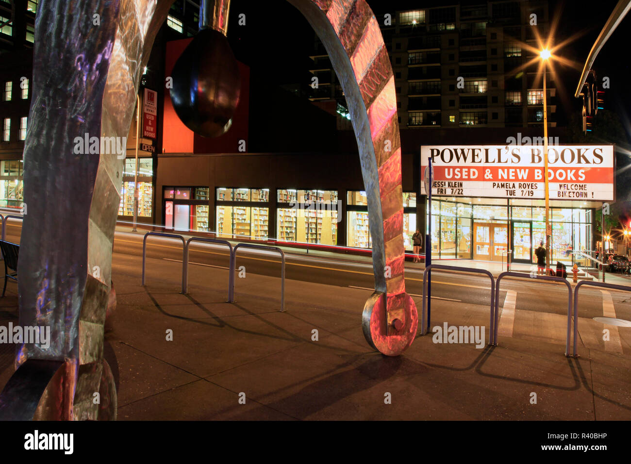 Powells books hi-res stock photography and images - Alamy