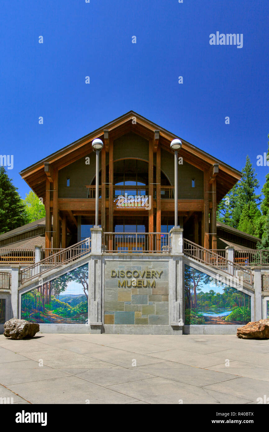 World forestry center museum portland hi-res stock photography and ...