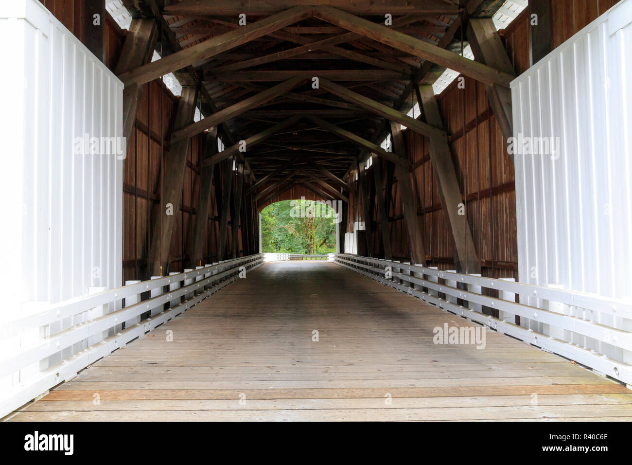 USA, Oregon, Lane County Jasper, Place Road, Fall Creek. Pengra Covered ...