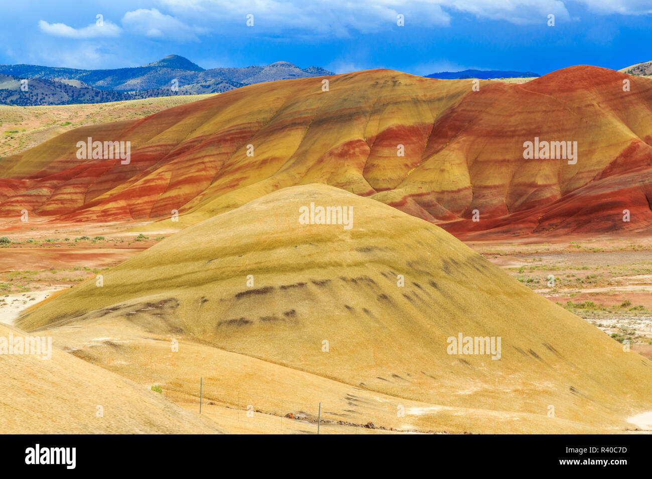 USA, Central Oregon, Redmond, Bend, Mitchell. Series of low clay hills ...