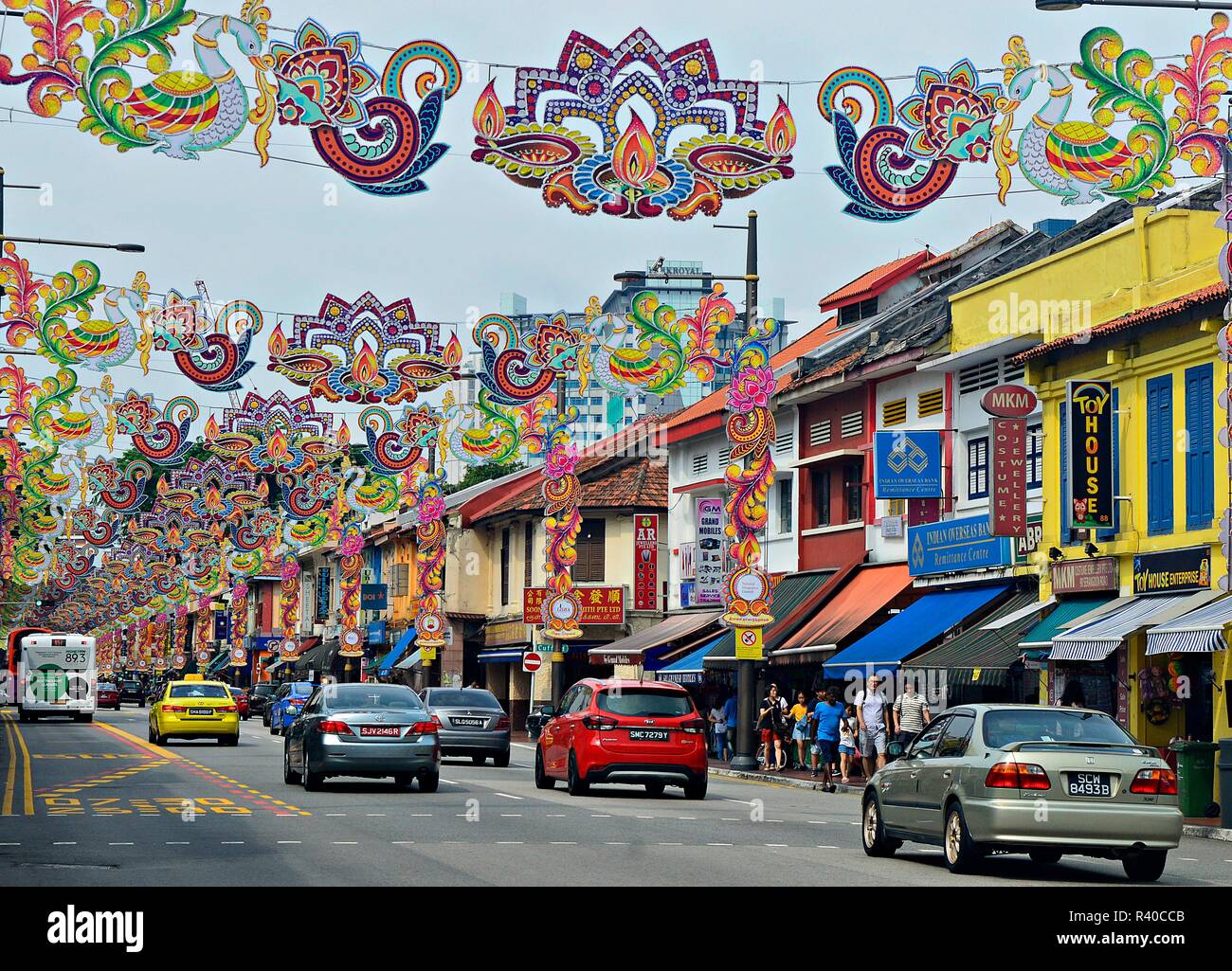 Singapore little india shophouses hi-res stock photography and images ...