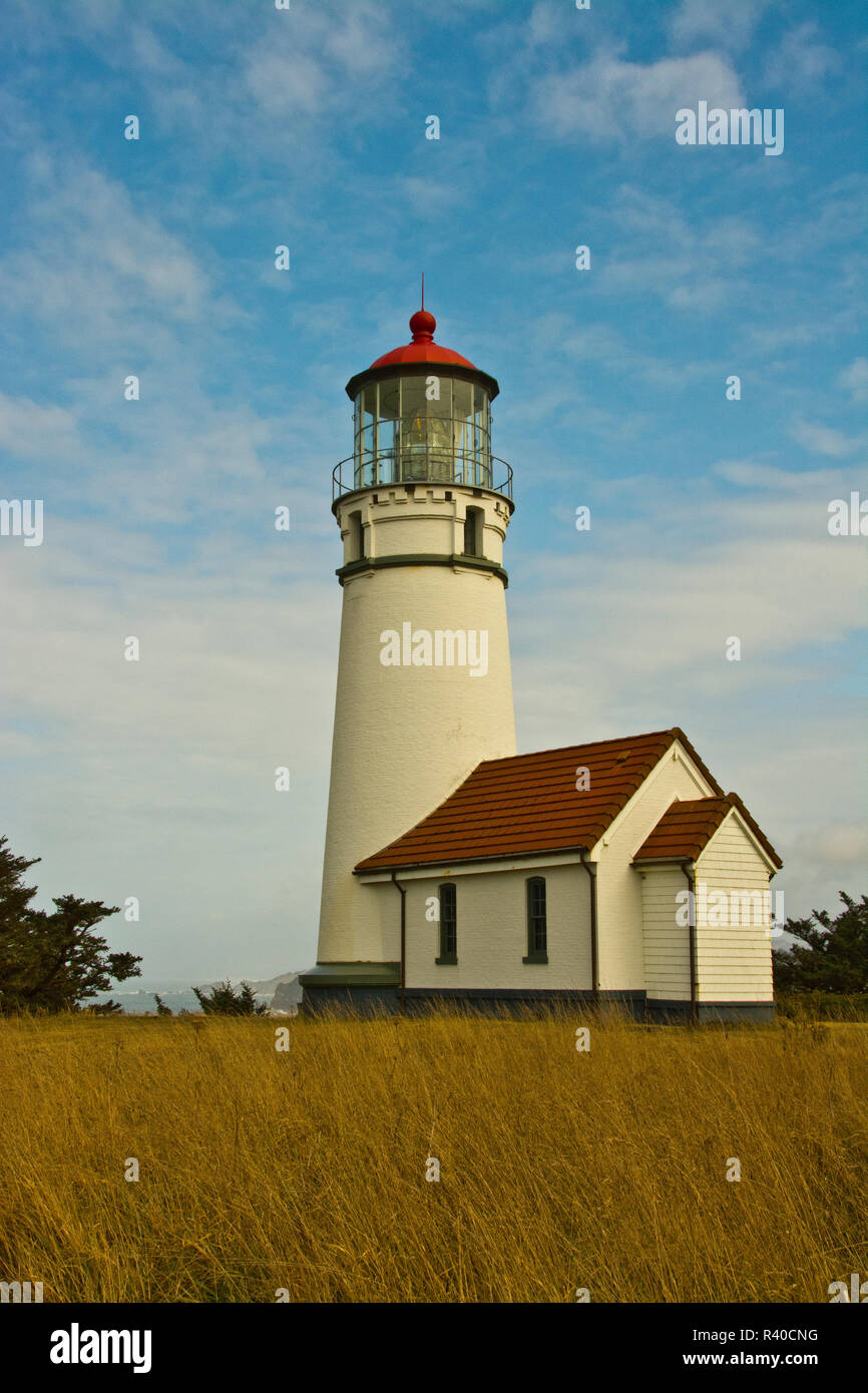 Architecture lighthouse cape blanco hi-res stock photography and images ...