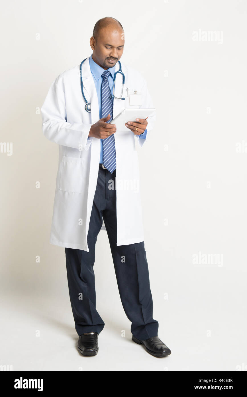 India computer lab hi-res stock photography and images - Alamy