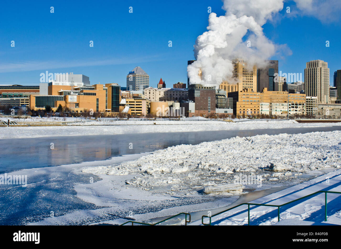 USA, Minnesota, Unique December Jumble Ice on Mississippi River at ...