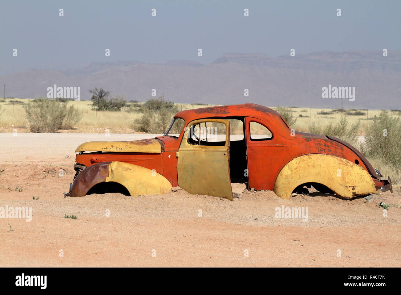 Autos in namibia hi-res stock photography and images - Alamy