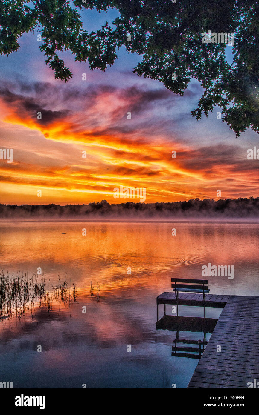 Hanging kettle lake hi-res stock photography and images - Alamy