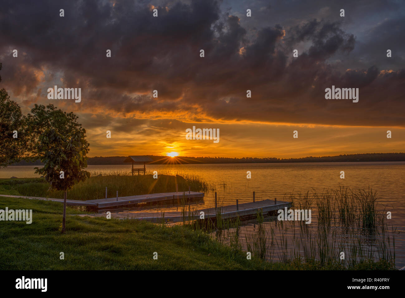 Leech lake hi-res stock photography and images - Alamy