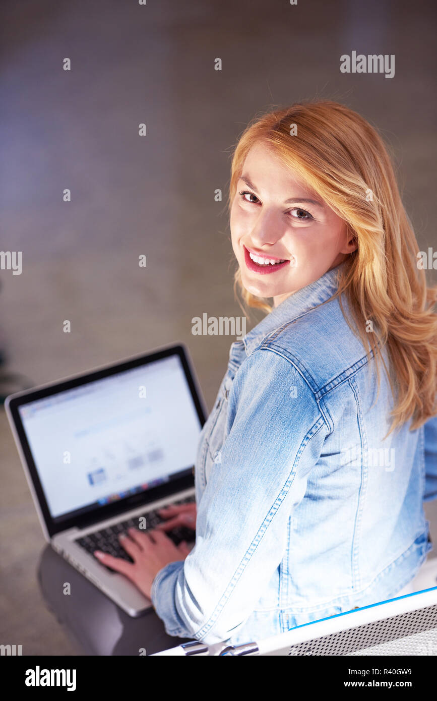 student girl with laptop computer Stock Photo - Alamy