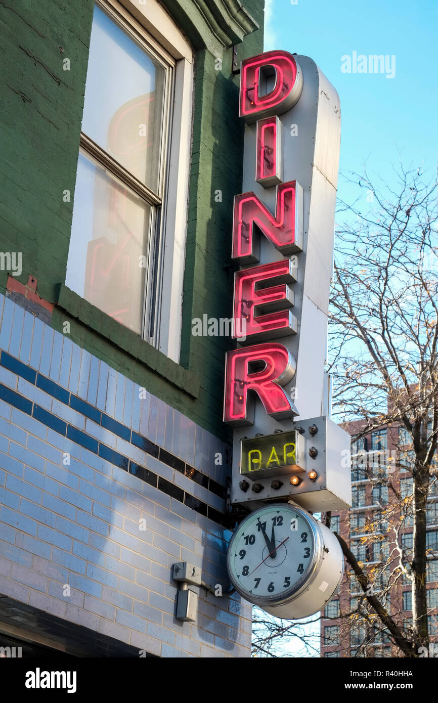 Neon Diner sign, New York City, NY, USA Stock Photo - Alamy