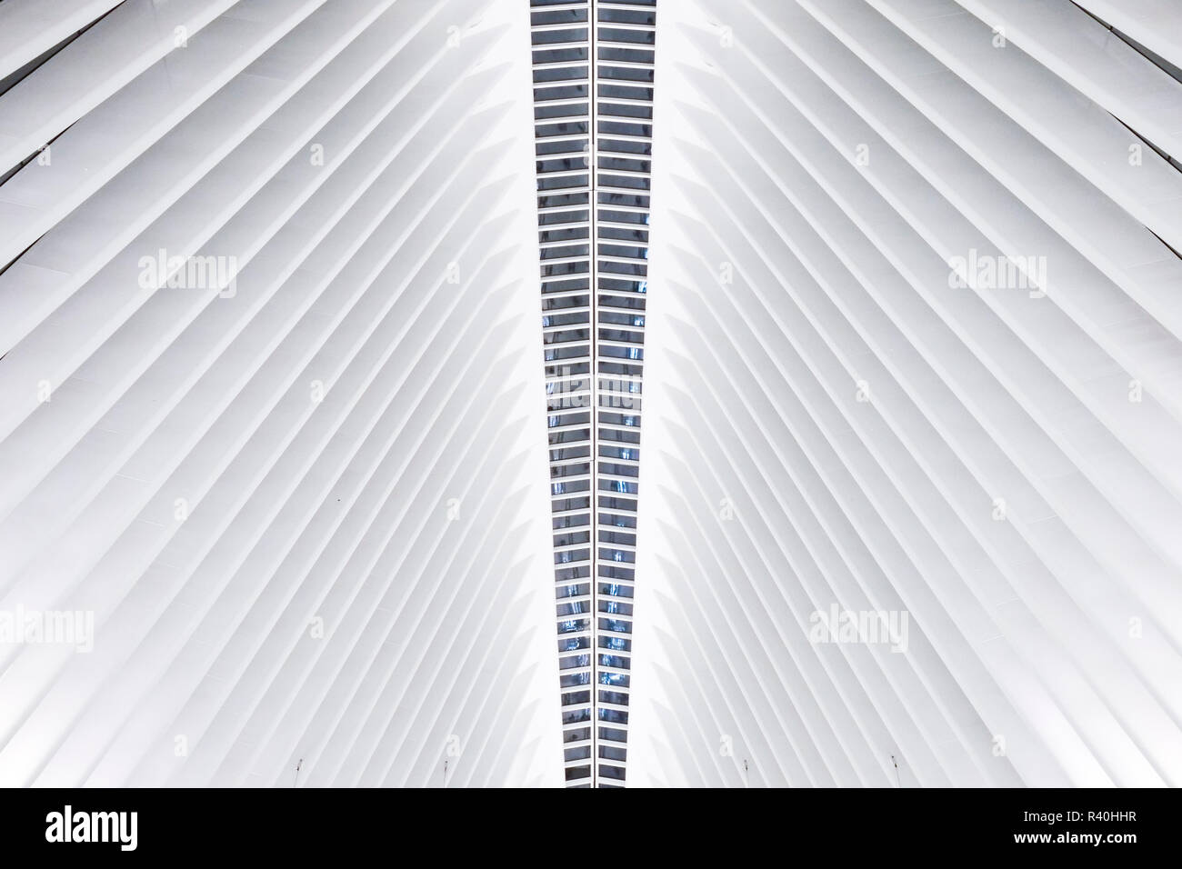 New York City, NY, USA. Ceiling of the Oculus Building Stock Photo - Alamy