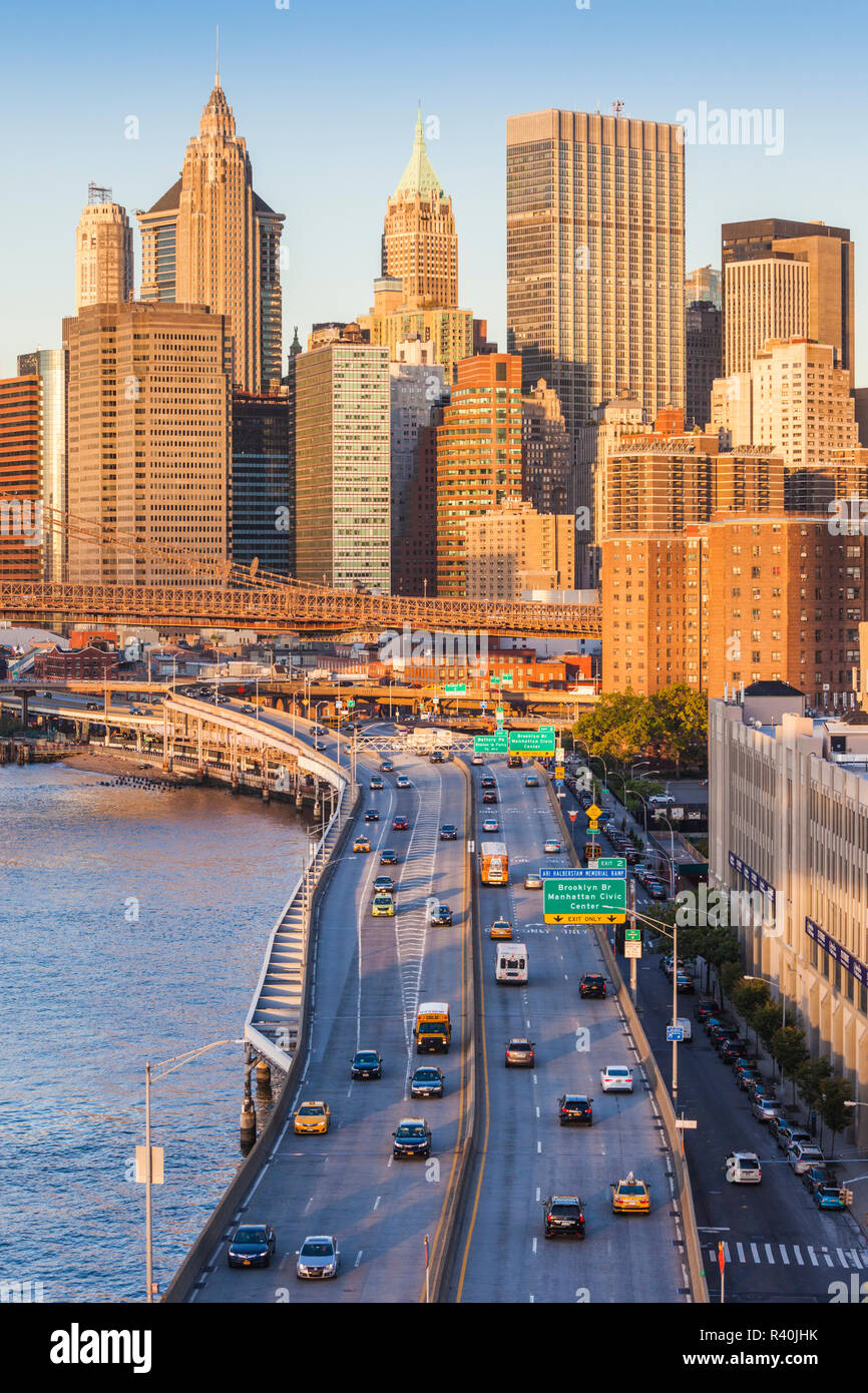 USA, New York City, Lower Manhattan, FDR Drive and Brooklyn Bridge ...