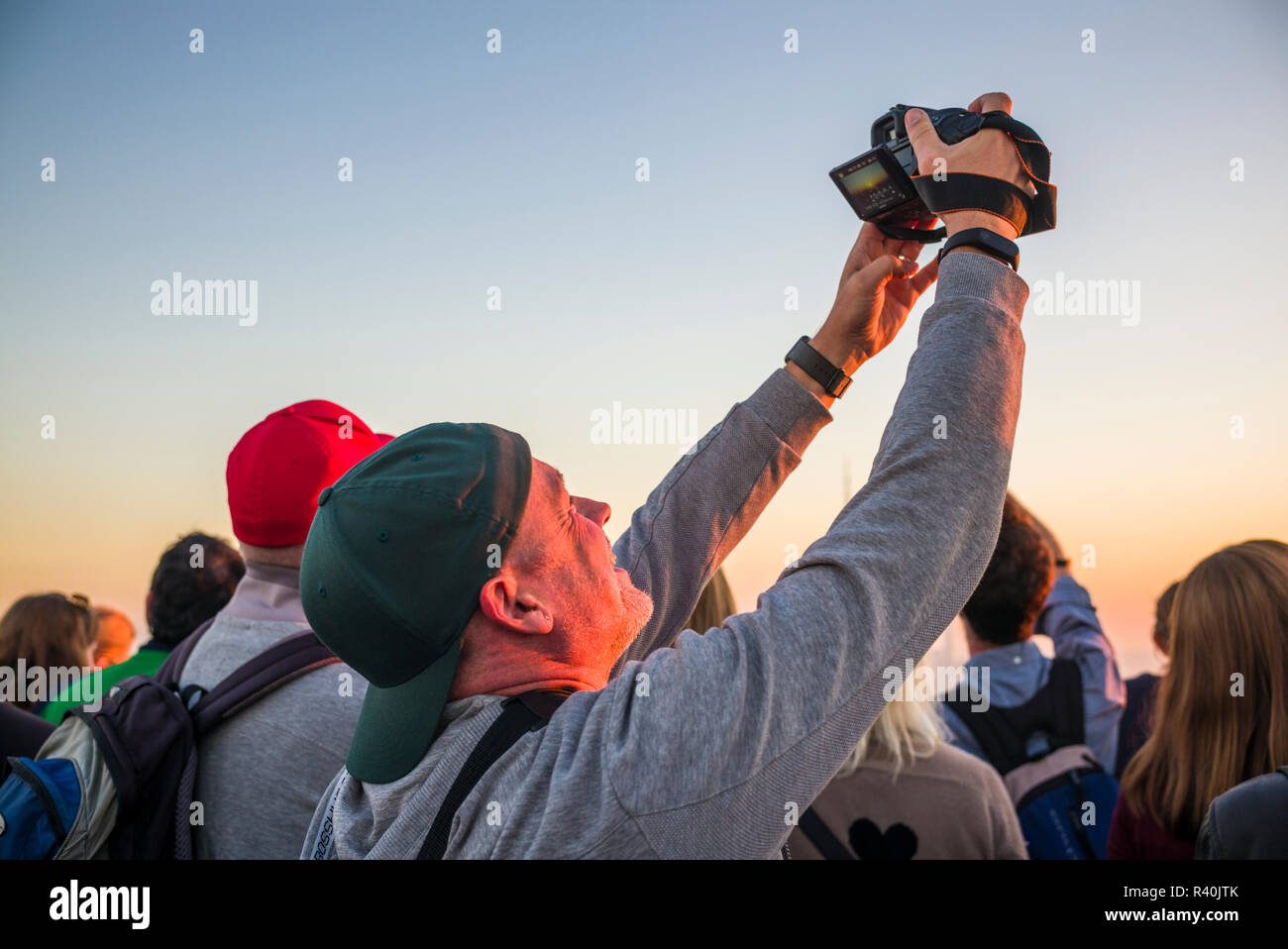 USA, New York City, Midtown Manhattan, visitors to the Top of The Rock ...