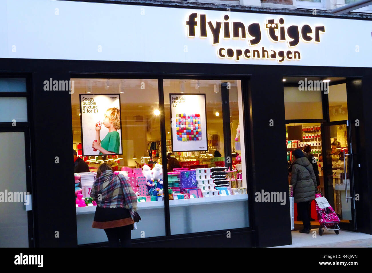 Flying tiger store london High Resolution Stock Photography and Images ...