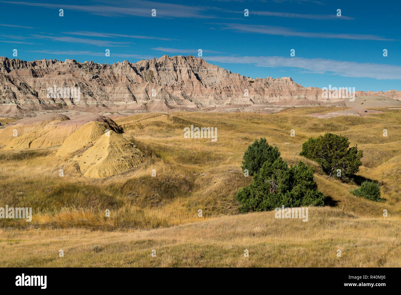 Mixed grass prairie badland hi-res stock photography and images - Alamy