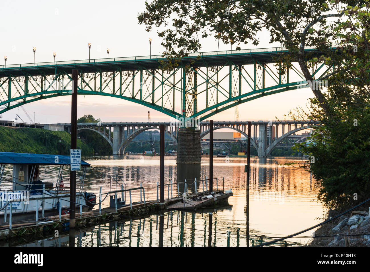 USA, Tennessee. Appalachia, Tennessee River Basin, Knoxville, bridge ...